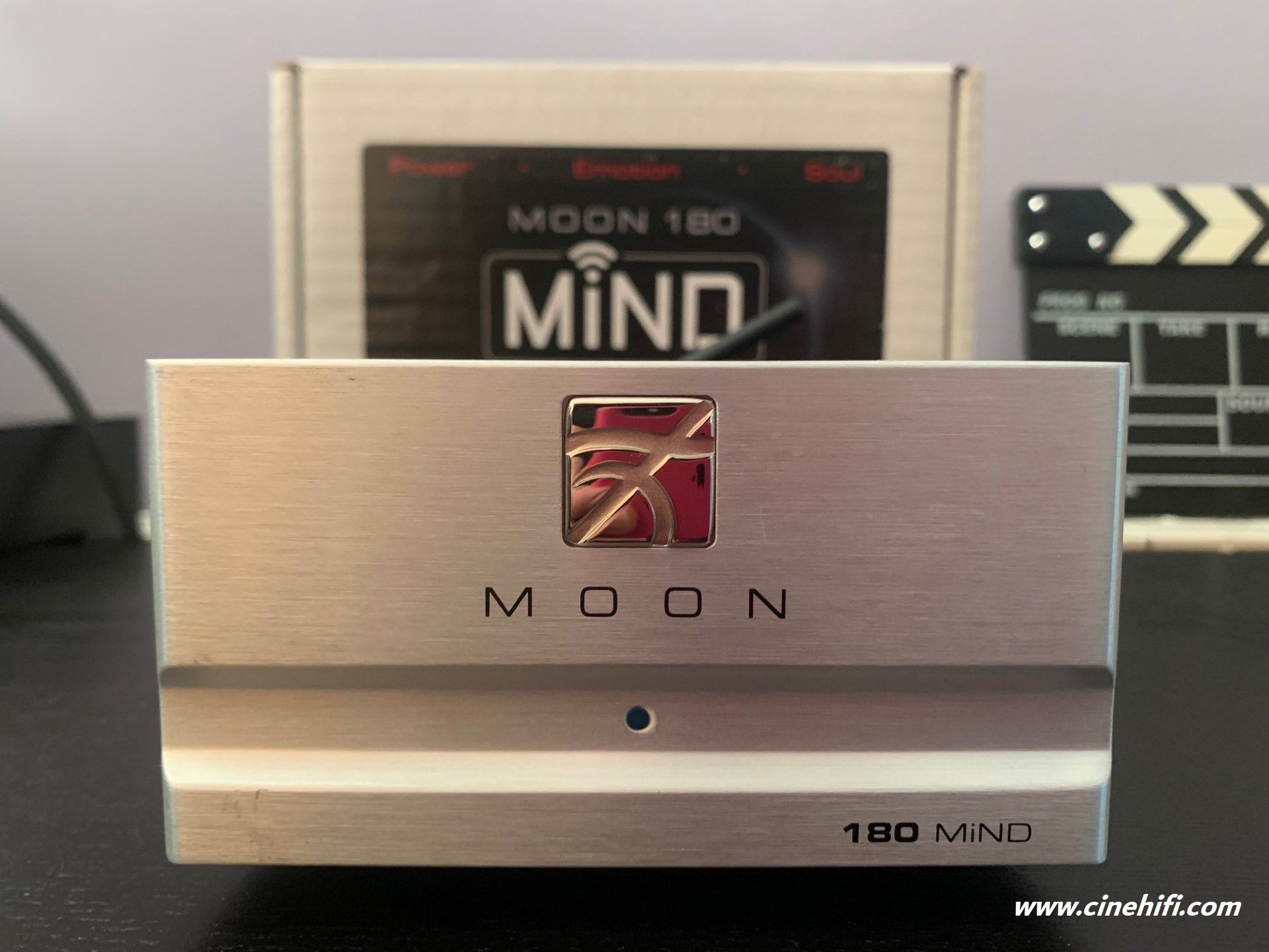 Moon Mind 180 - Cine Hi-Fi